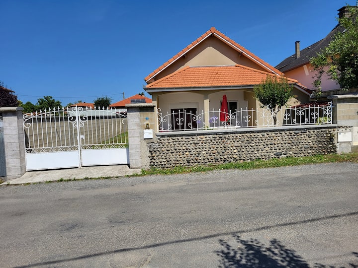 Chez Mona - Vic-en-Bigorre