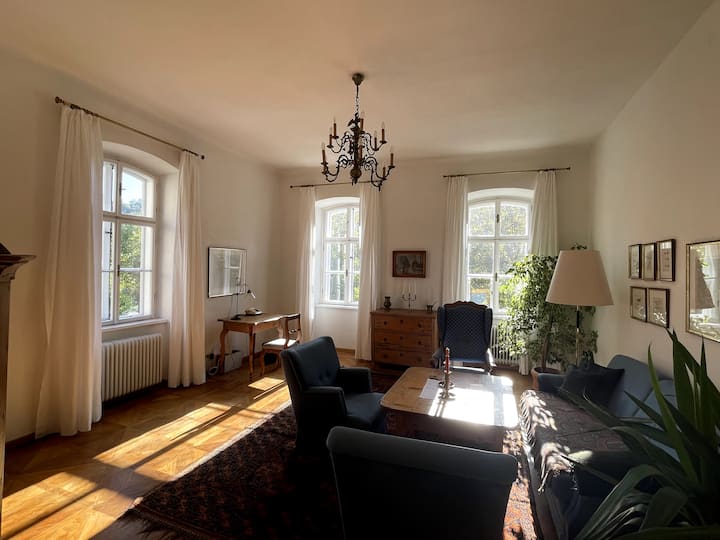 Elegant Apartment In Kai-villa With Fortress-views - Salzburg