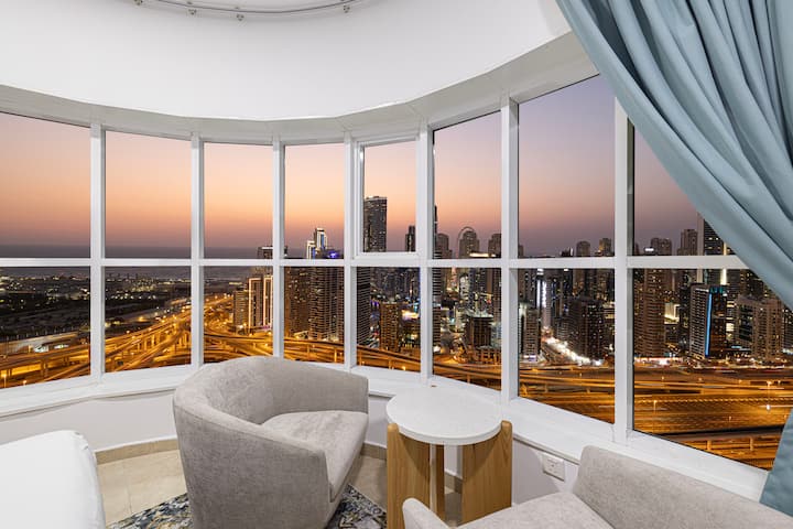 Stunning Panoramic Sea & Marina City Skyline View - Dubai