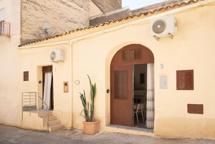 Appartamento In Centro Storico - Castellammare del Golfo