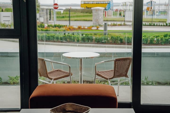 2 Bedroom 2 Bathroom Ground Floor Apartment - Galway