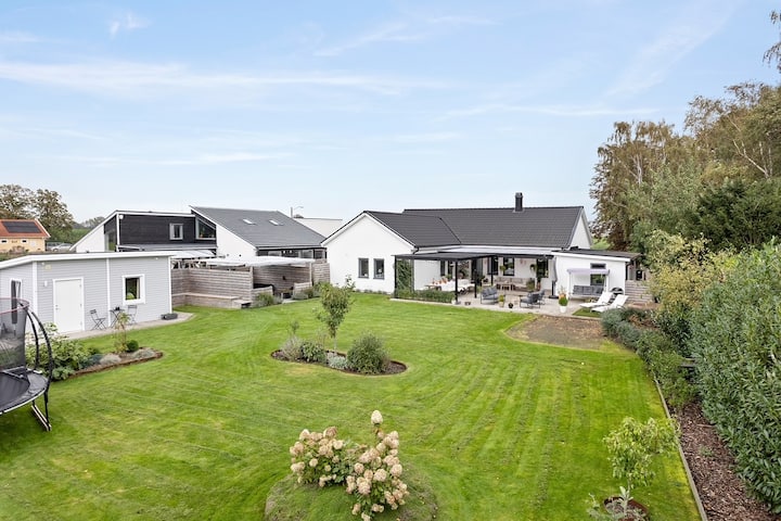Mysig Villa I Naturskönt Område - Malmö