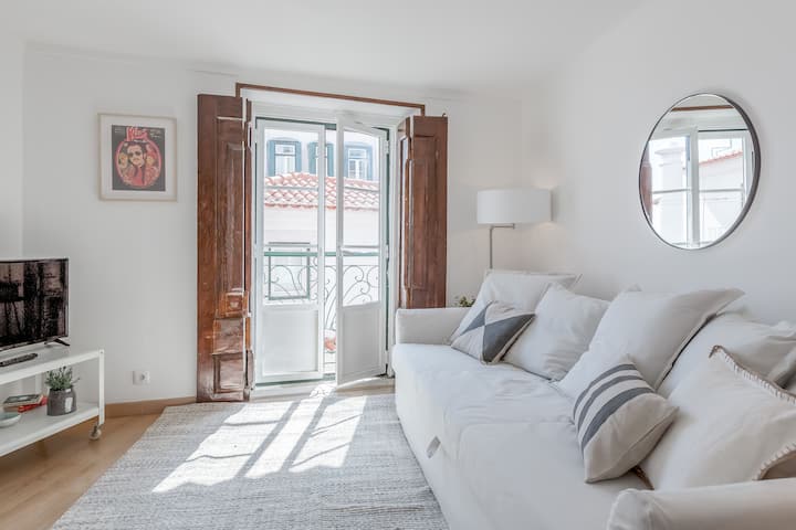 Alfama Charm & Light, By Timecooler - Lisboa