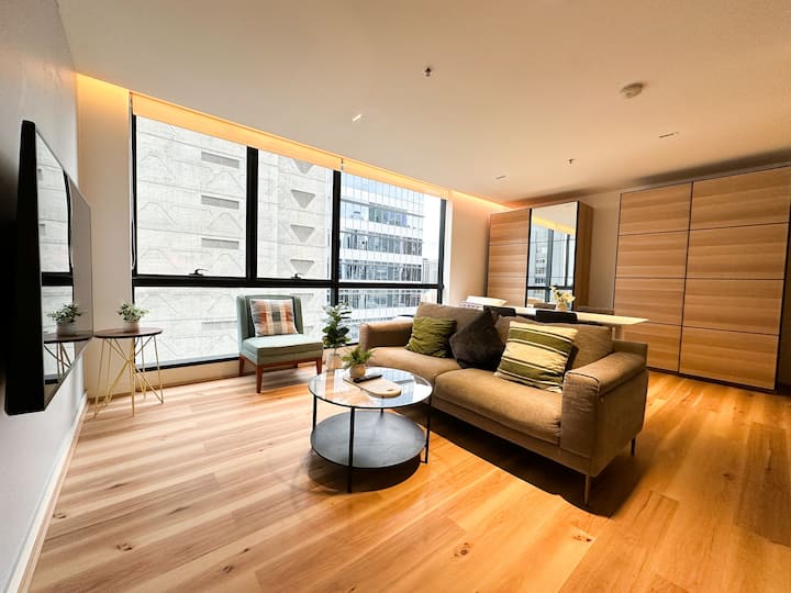Stylish Urban Retreat In Mel Cbd - Melbourne