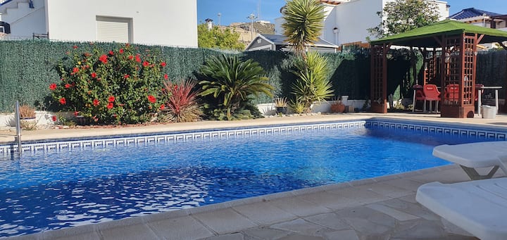 4 Bedroom 2 Bathroom Villa Vera Playa - Garrucha