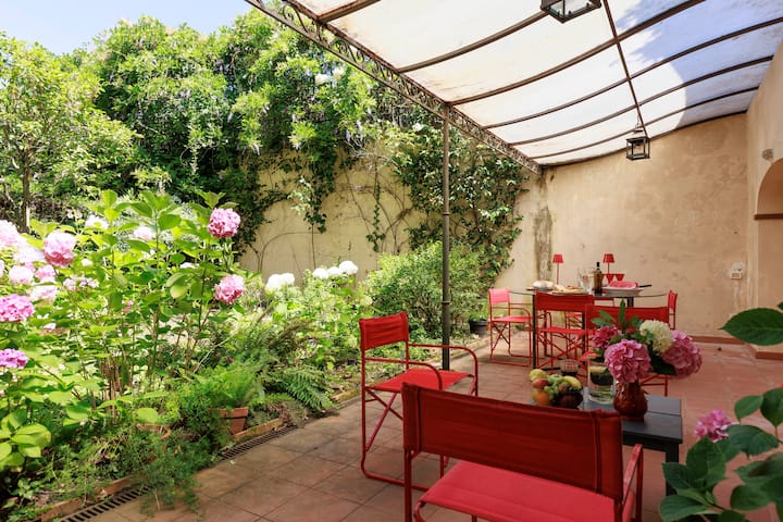 Florence Huge Apartment With Private Garden - Florenz
