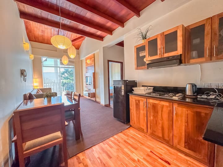 Emirates Luxury Apartment - Nuwara Eliya