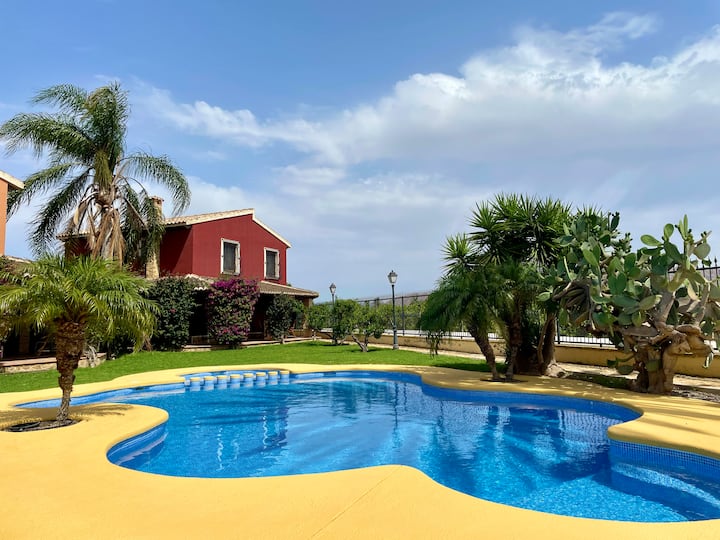 Complejo El Rincón-casa Roja - Cox