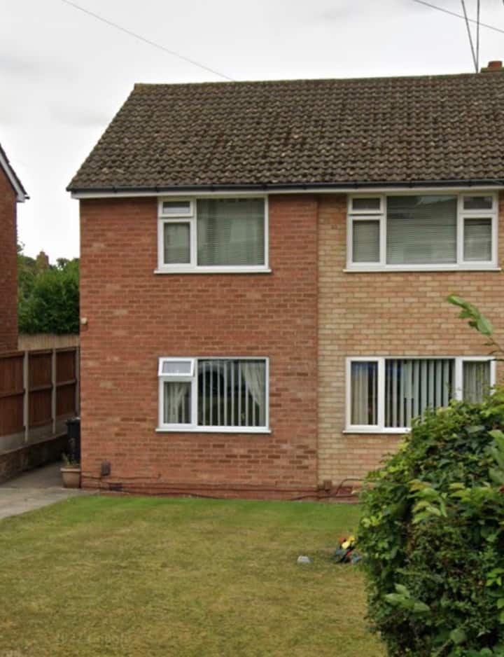 Stunning Flat In Webheath - Bromsgrove