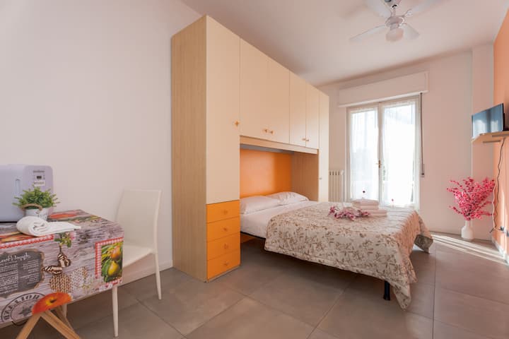 Camera Arancio Doppia Bagno-cucina Comune - 貝爾加莫