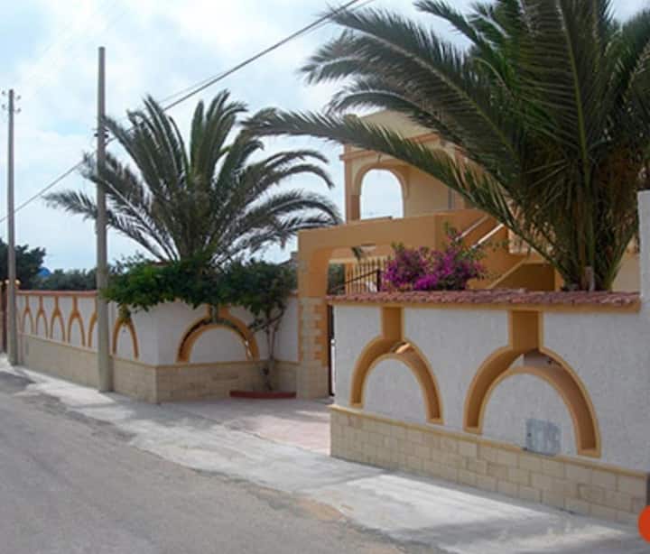 Casa Vacanze A Mazara Del Vallo 2 Camere - Mazara del Vallo