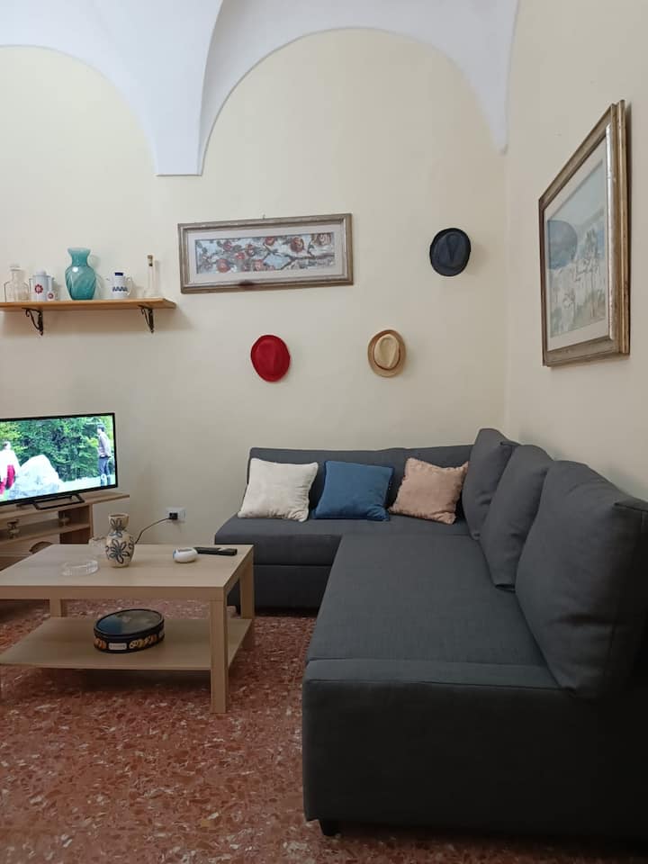 Nel Cuore Di Gaeta Tipica Ed Ampia Casa - Formia