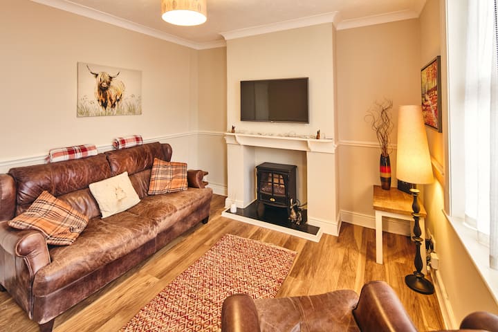 The Little Trout Cottage - Chesterfield