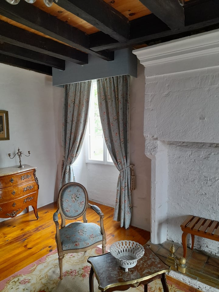 Chambre Et Table D'hôtes - Aubeterre-sur-Dronne