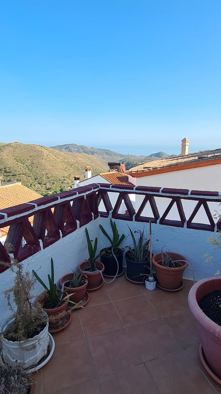 Atico Con Vistas Mar Y Montaña - Ojén