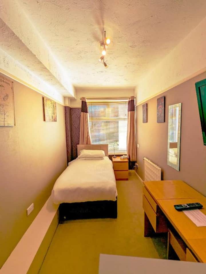 Standard Single Room Bear Beach And Town Centre - Boscombe