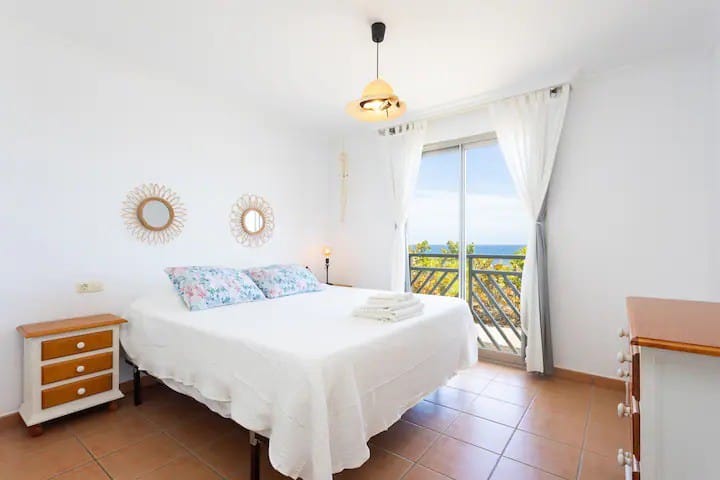 La Tejita Beach Front Apartment - San Isidro, Alicante
