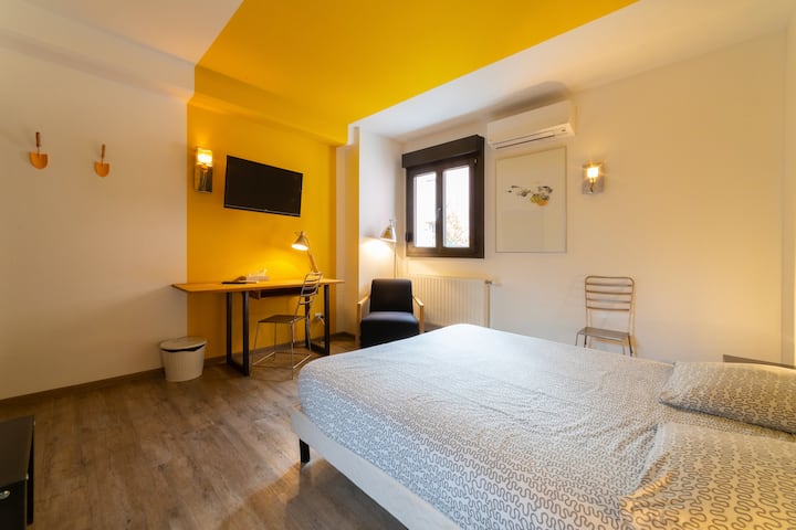 Chambre Hypercentre Jaune - Mulhouse