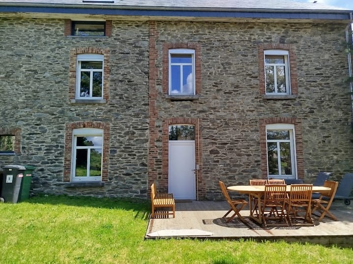 La Maison Des Copaines D'abord! - Gedinne