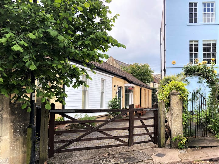 Lambridge Coachhouse - Bath