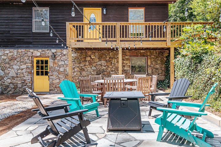 Tucked Inn: Whole House Listing - Wintergreen, VA