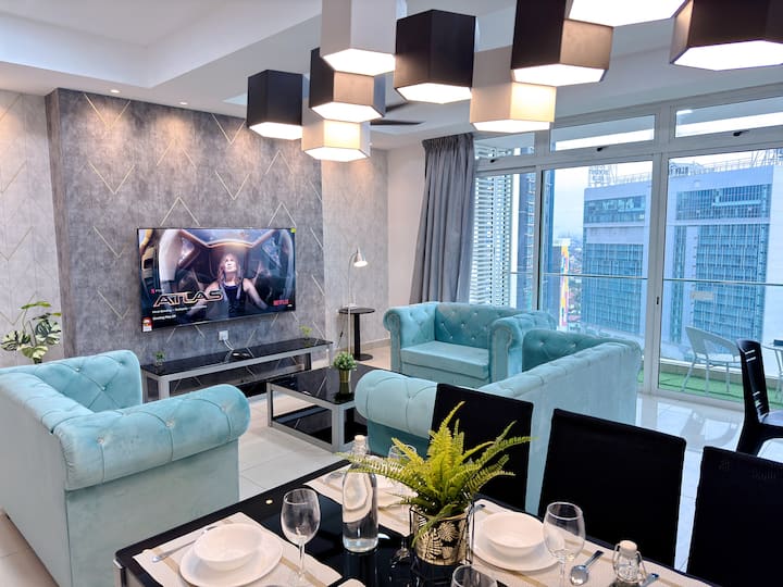 Jb Ksl Mall 18-20pax Privatelift Smarttv70inc*a231 - Johor