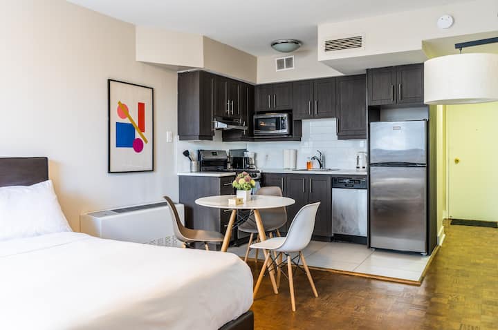 Renovated Corporate Suite Near General Hospital - 蒙特婁