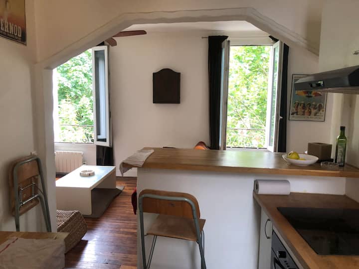 Appartement 2 Pièces à Bagnolet / Les Lilas - Les Lilas