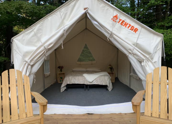 Camping On Private Pond With Island! - 開羅