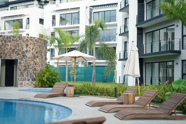 Nuevo Y Centrico Departamento En Puerto Vallarta - Puerto Vallarta