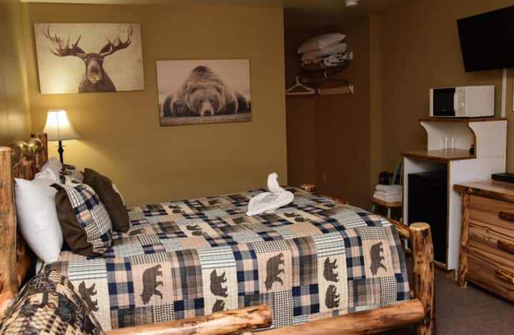 Balsam Suite 17 - Lake George, NY