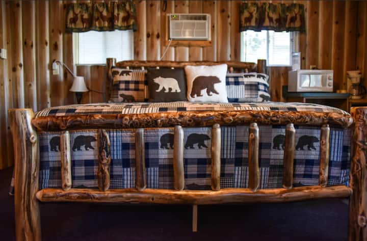 Balsam Cabin 21 - Lake George, NY