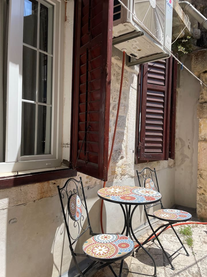 Zen In The Centar Of ŠIbenik - Šibenik