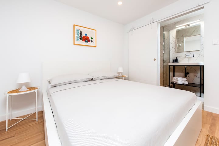 Cozy Room In The Heart Of Rovinj - 로빈