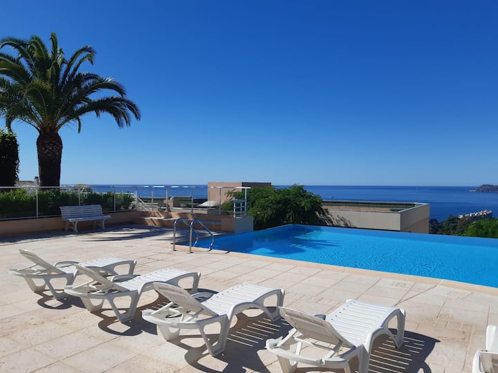 Magnifique Appartement Vue Mer Et Piscine - Cannes