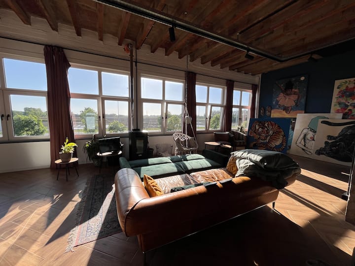An Artistic Loft Near The Sea. - Blankenberge