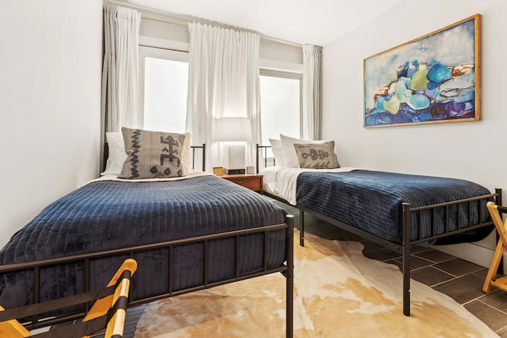 ½ Blk To S Congress • Walk To Live Music & Shops - Austin, TX