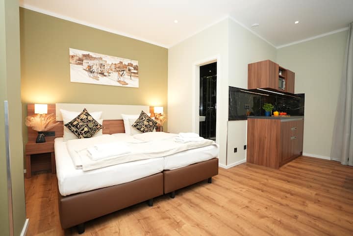 Superior Apartment Unterschoss - Frankfurt