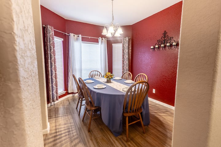 Spacious Retreat - Lackland AFB, TX