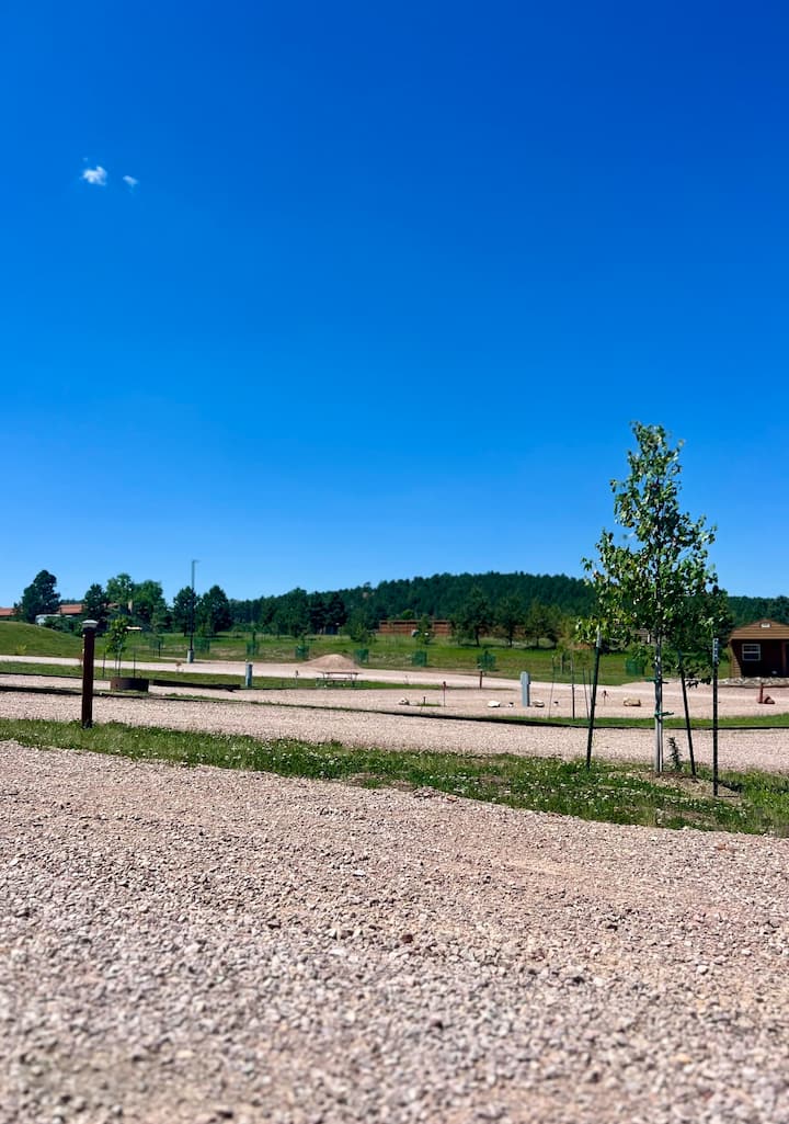 85' Pull-thru Rv Sites - Mount Rushmore, SD