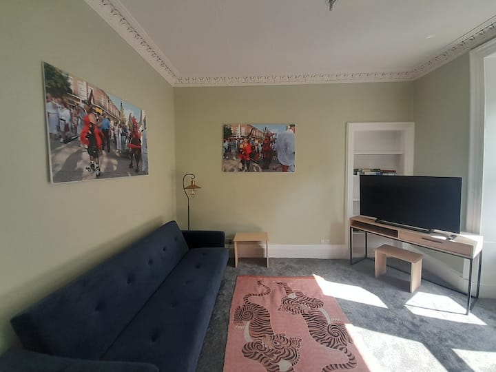 Haymarket  Hub Transport Area Next Stop Princes St - Edinburgh