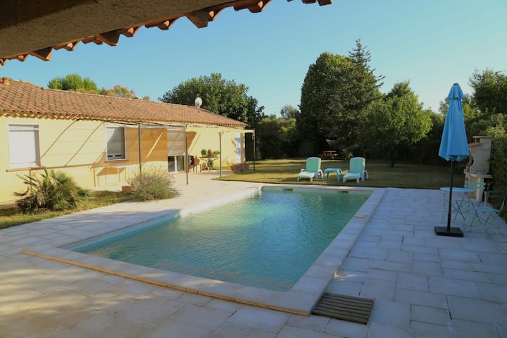 Studio Tout éQuipé - Pertuis