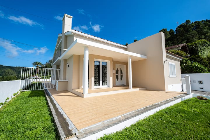 Home Inn Green Caldera - Furnas