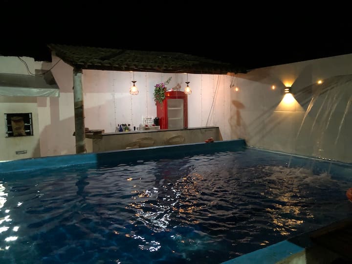 Chácara Com Piscina Pequena - Vitória da Conquista
