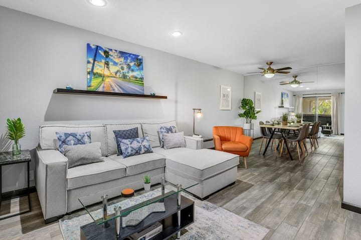 Live Like A Local - Palm Springs - Palm Springs, CA