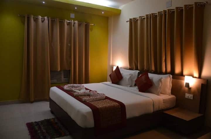 Wekare Hotel & Resort Near Beach - Puri