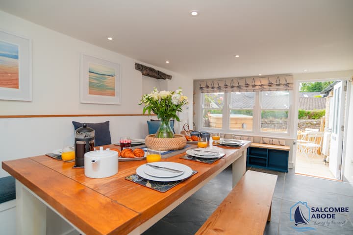 Mudlark | Boutique Style Coastal Cottage Gem - Salcombe