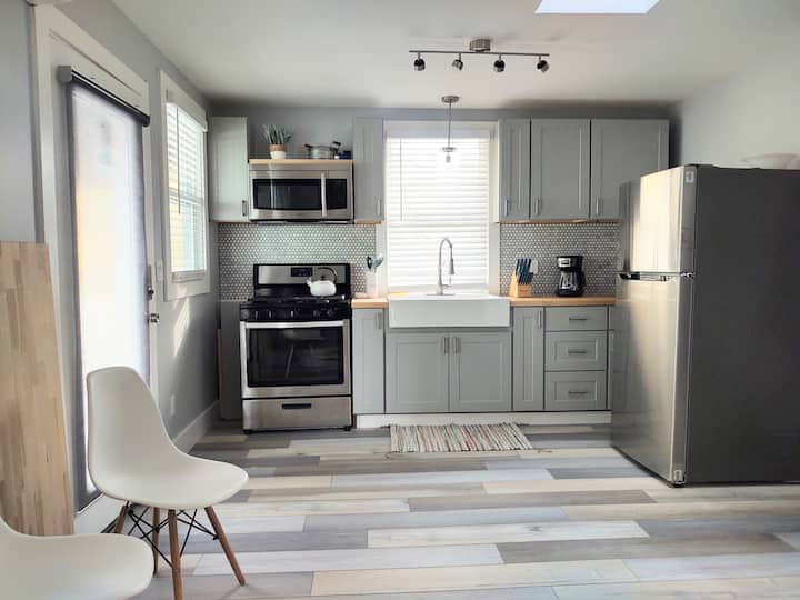 Nsb Break-d (1bd/1ba) New Listing (Ocean Views!) - New Smyrna Beach, FL