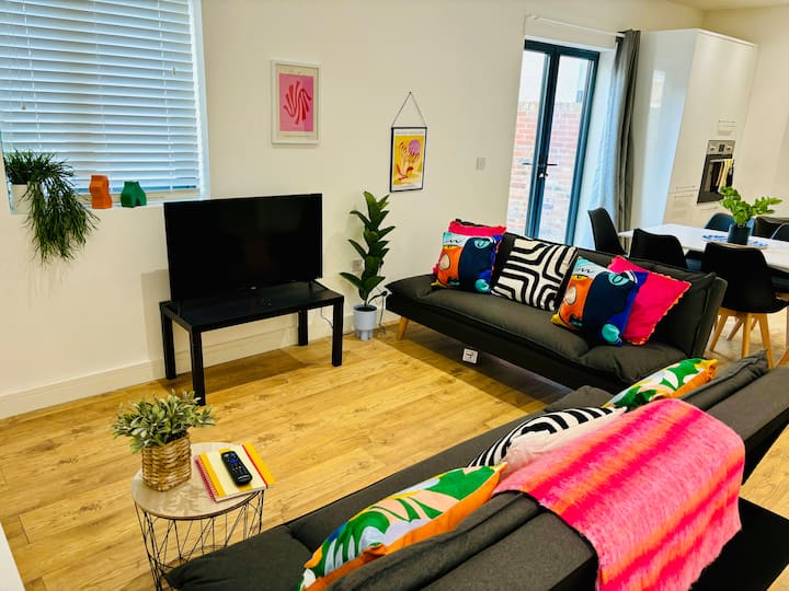 Sleeps 6 - City Centre - Contractors | Families - Matson - Gloucester