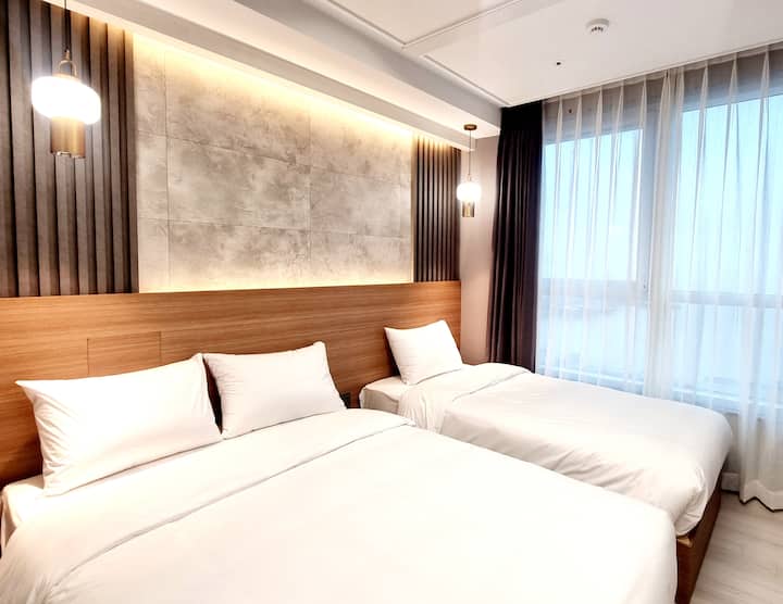 남포동걸어서여행#자갈치역1분#부산역차량10분#3인뚜벅이특가#층에따른하버뷰#낭만숙소#깡통시장 - Busan